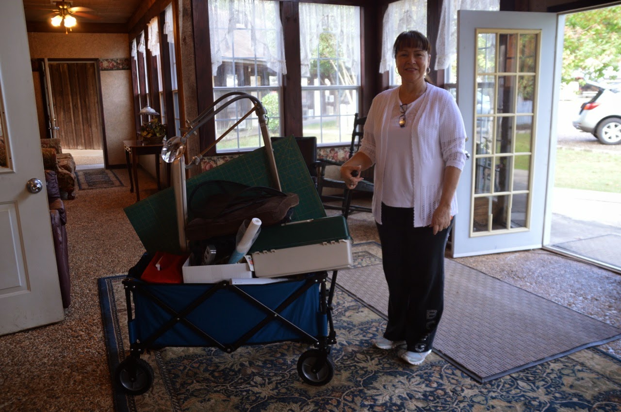 The Old Fashioned Baby Sewing Room: Still Magnolias - Sewing Wagon