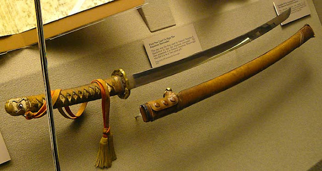 Scientia potentia est: Top famous Swords in History vs Modern Extreme ...