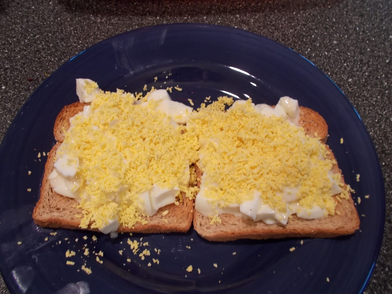 Dawn's Blogalicious: Golden Rod Eggs