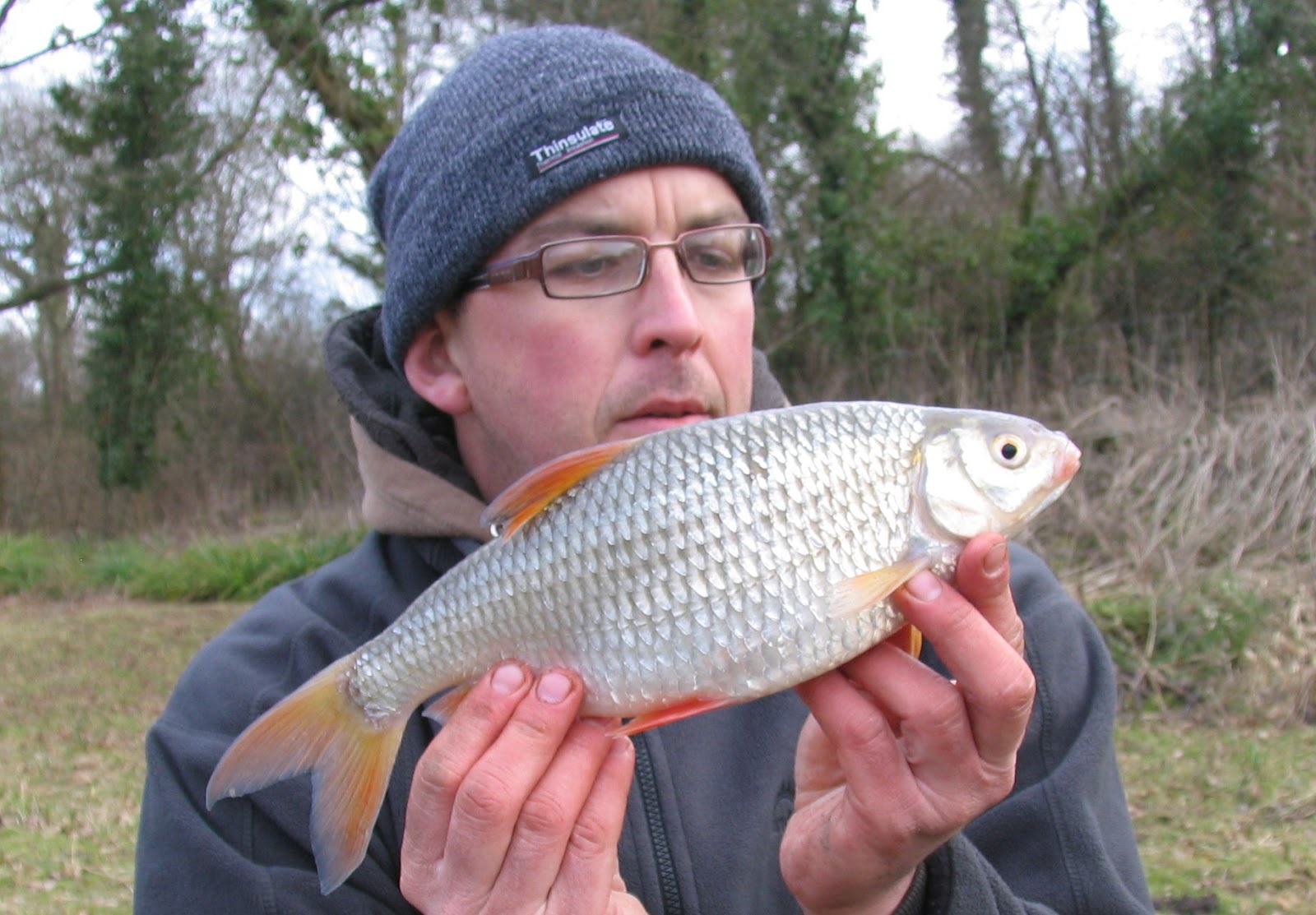 A Specialist Anglers Diary: Bolt rig for roach - the two pound dream