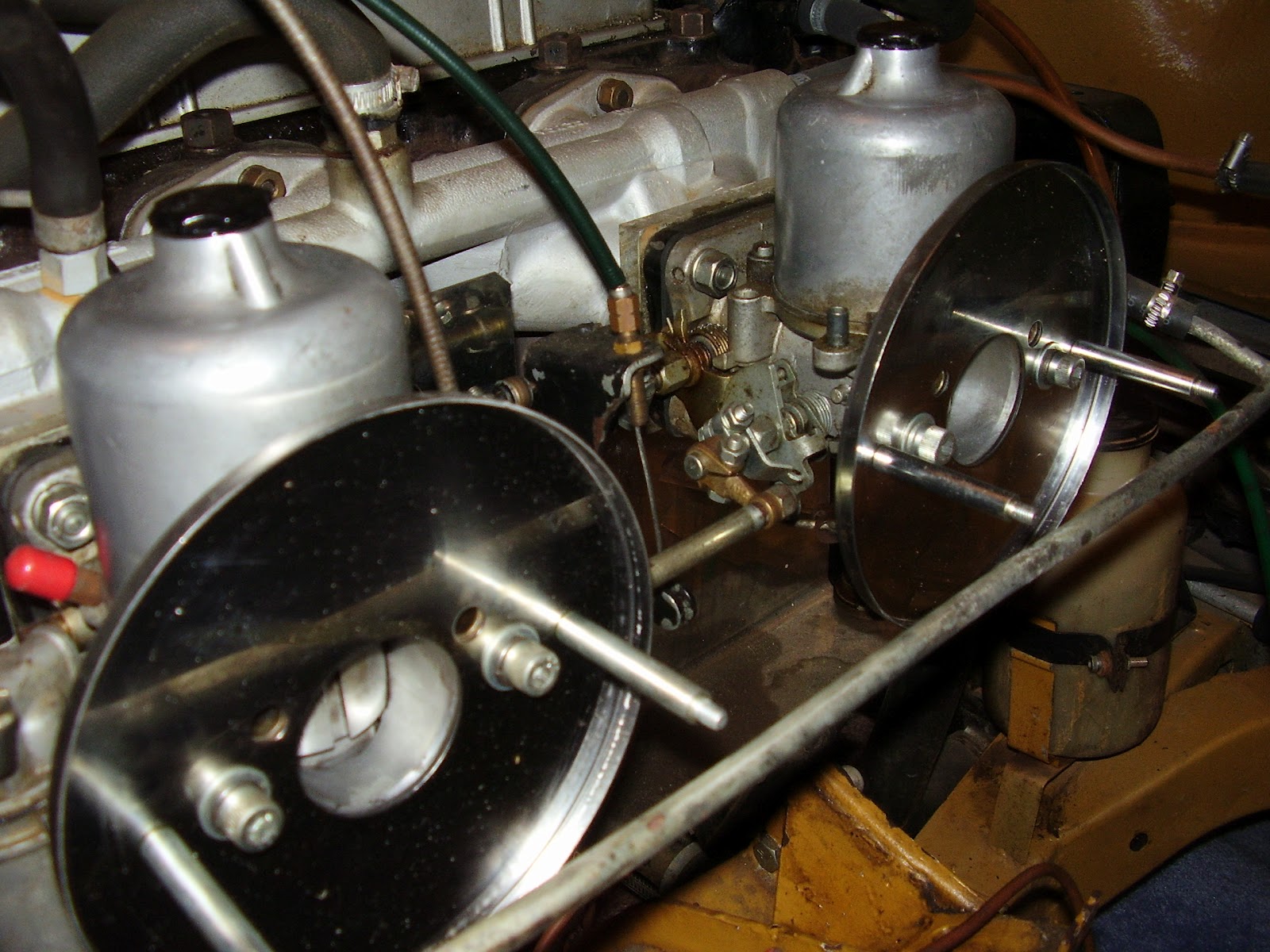 My Saffron Triumph GT6 Mk3: Tuning Carbs