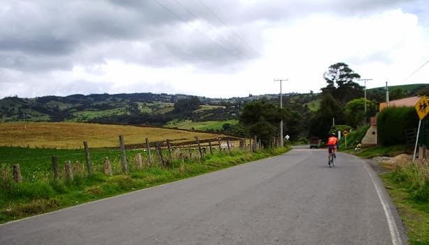 Altimetrías de Colombia: El Tablazo, el muro de Subachoque