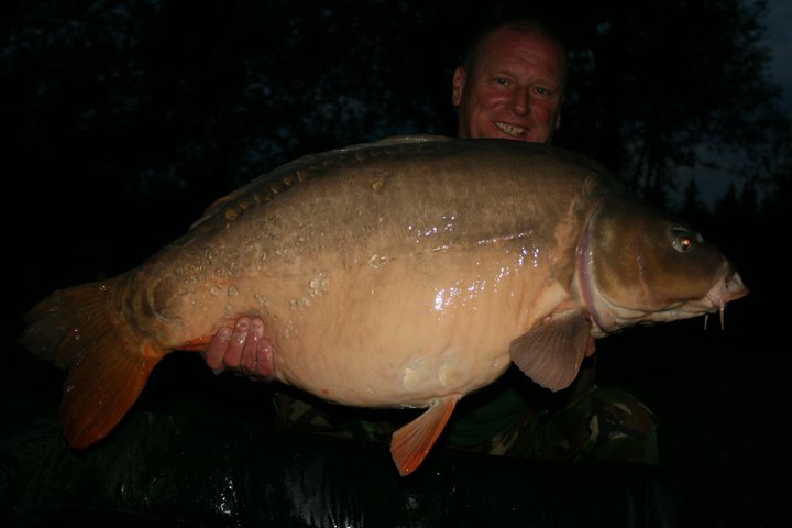 Carp fishing with Hortonfishing.com: Graviere de la Traque : Lee ...