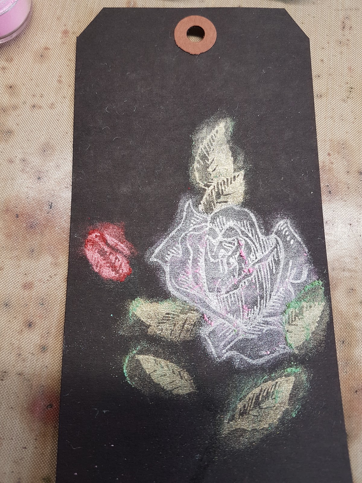 Craft projects by Bubblescrap: Perfect pearls tutorial