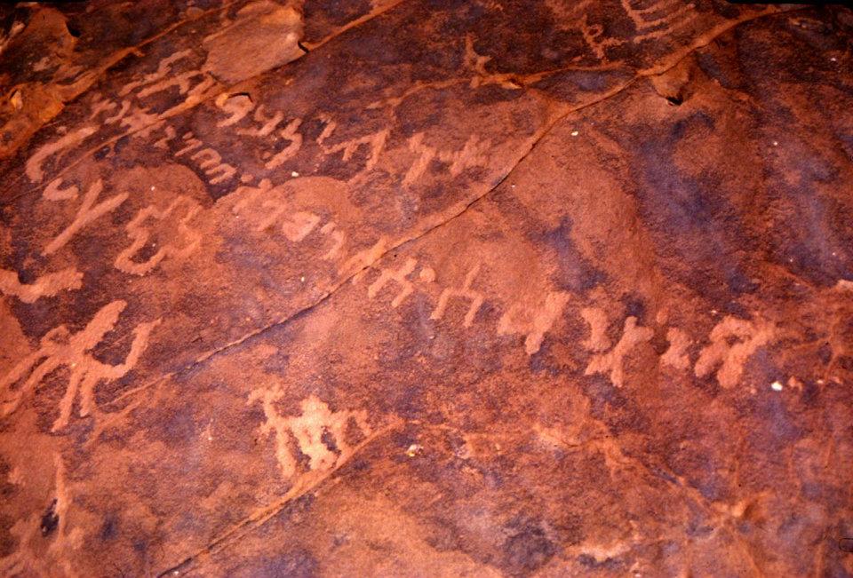 Ancient Arabs - قدماء العرب: نقوش ثمودية - Thamudic Inscriptions