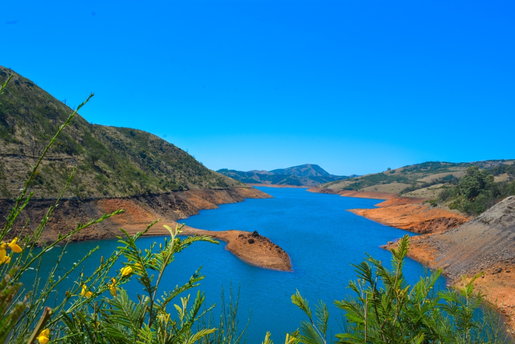 Tamilnadu Tourism: Avalanche Lake, Ooty, Nilgiris