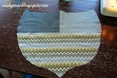 Rindy Mae: DIY Shield Pillow