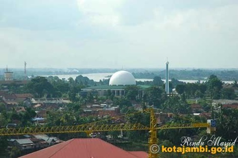 Masjidinfo: Masjid Agung Al Falah Jambi, Masjid Seribu Tiang