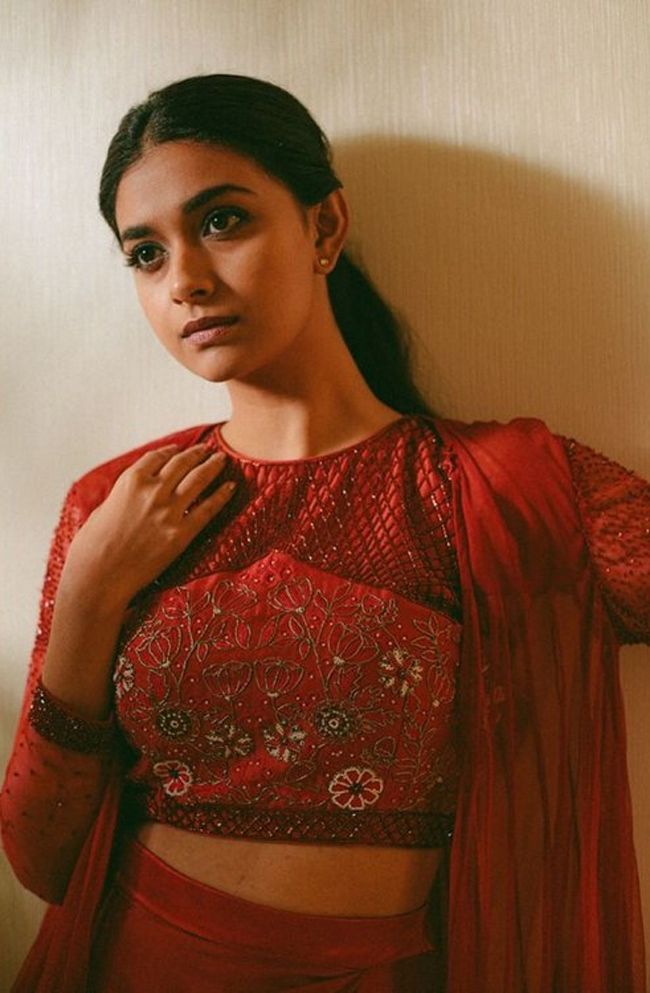 Keerthy Suresh Stunning Photoshoot