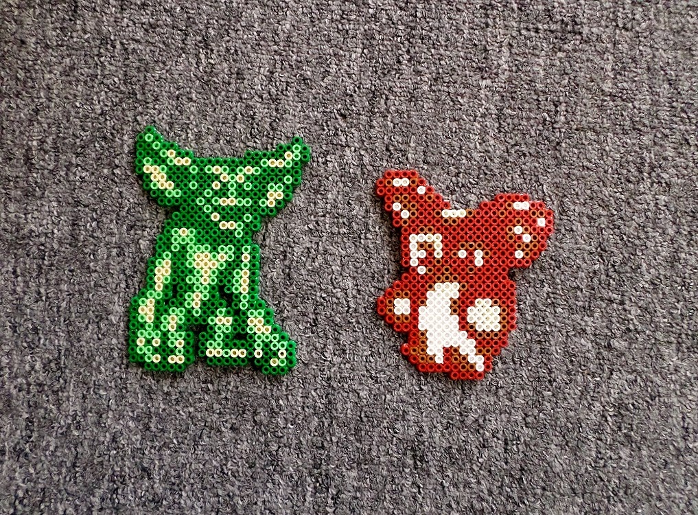 Long Black Fingers : Gremlin Perler Beads