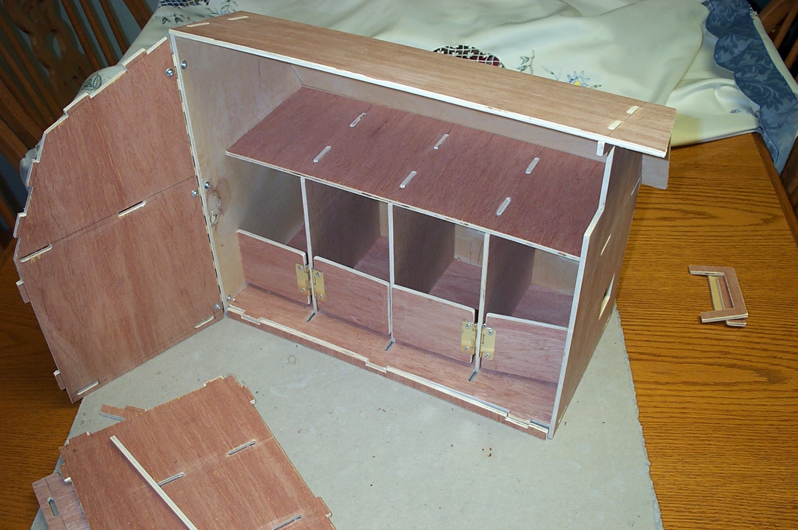 Seven Sisters: A DIY Stable for Christmas...