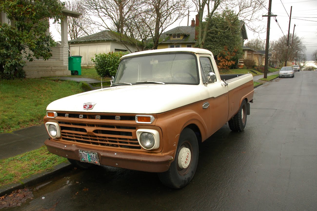 OLD PARKED CARS.: 1966 Ford F-250.