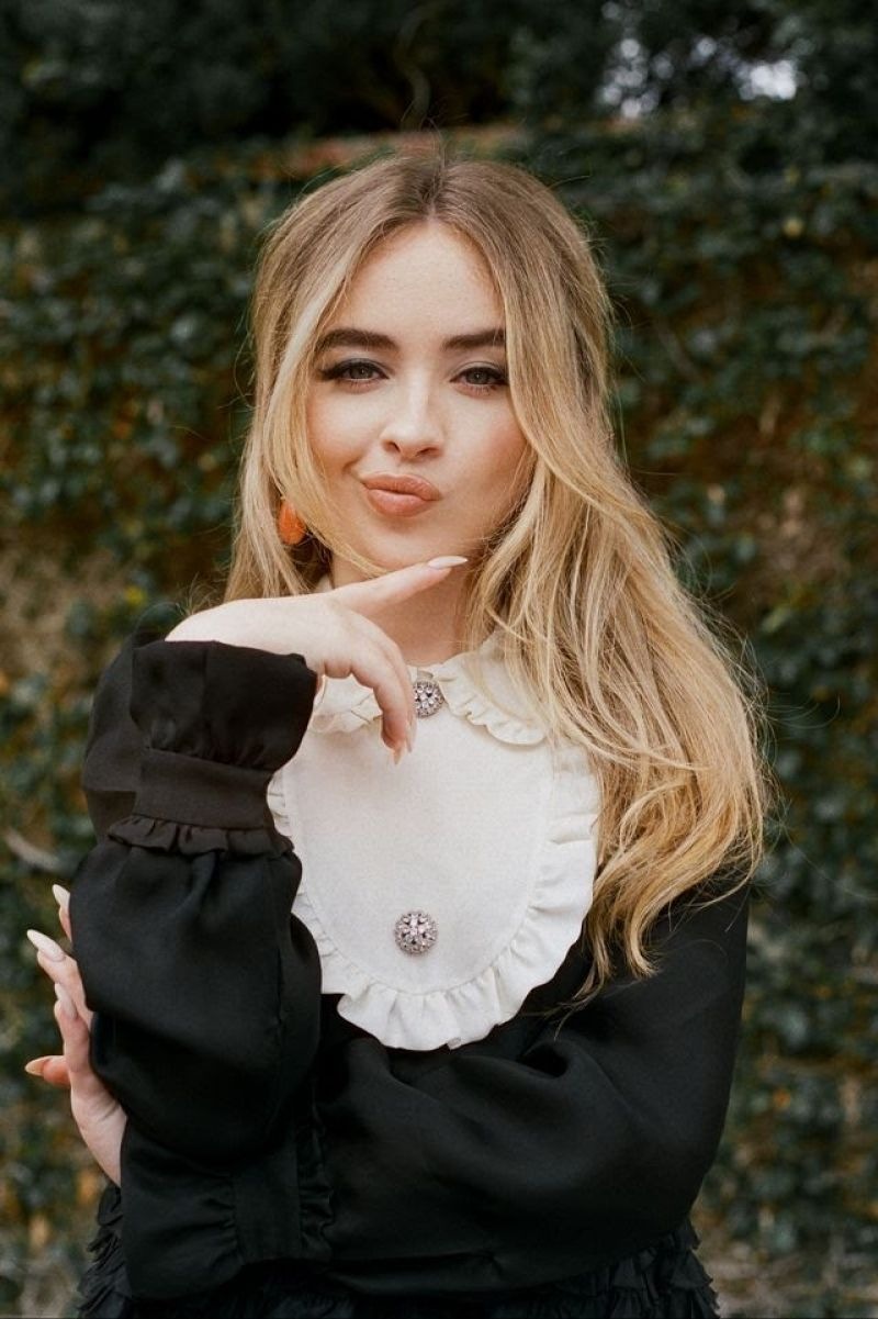 1999 / 사브리나 카펜터 / Sabrina Carpenter / actress