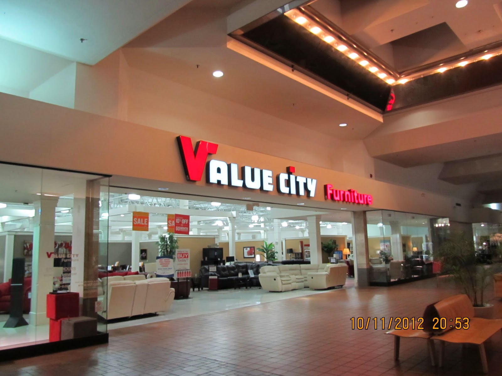 Trip to the Mall: Golf Mill Mall- ( Niles, IL)