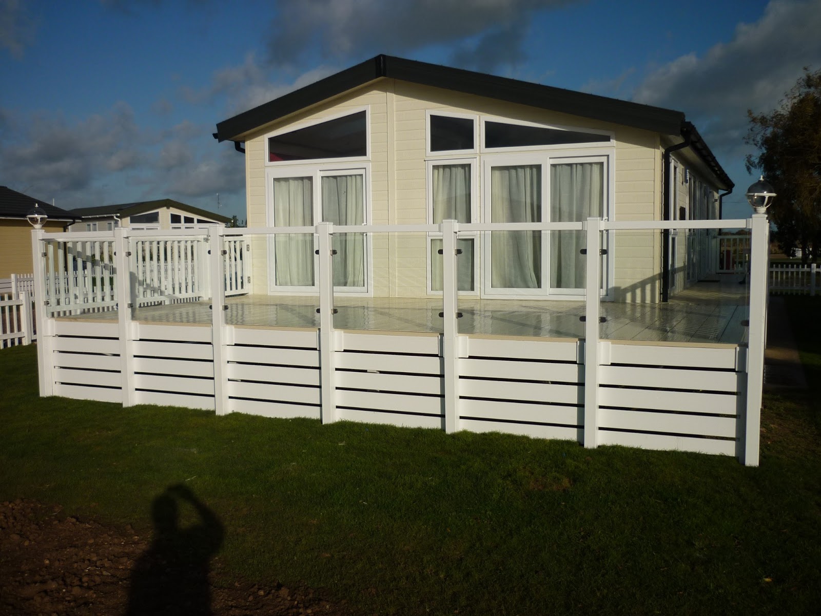 We Buy & Sell Static Caravans: Contact Us