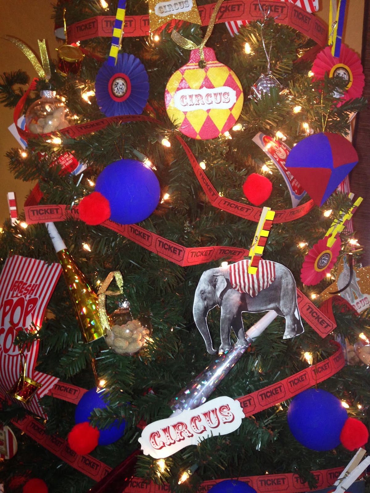 Craft Room Secrets: Our Circus Christmas