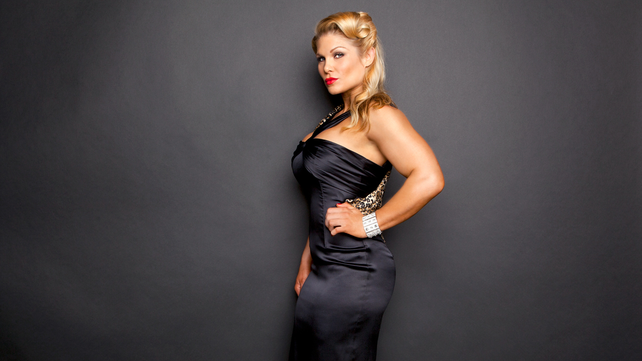 All About Sports: Beth Phoenix Profile, Pictures And Wallpapers All About Sports: Beth Phoenix Profile, Pictures And Wallpapers