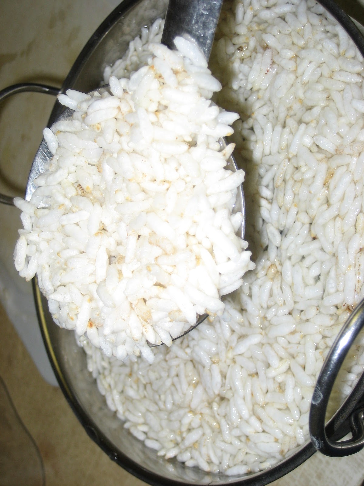 PadmajaSrinivas: Murmura Upma (maramaralu or borugulu upma)