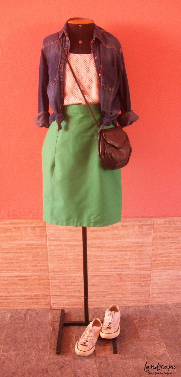My Own Landscape Dreams: Costurinhas - saia de sarja reta