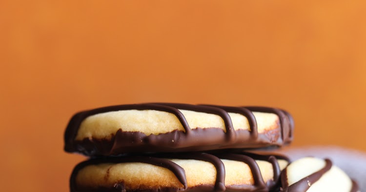 HOMEMADE FUDGE STRIPES COOKIES | FOOD AND DRINK