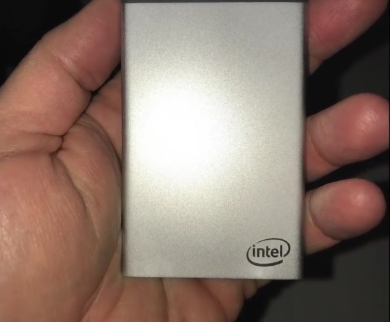 NEWS: Intel's credit card sized computer | The Test Pit