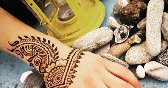 How The Henna Hue and Designs Evolved from Medieval to A Global Art Form.