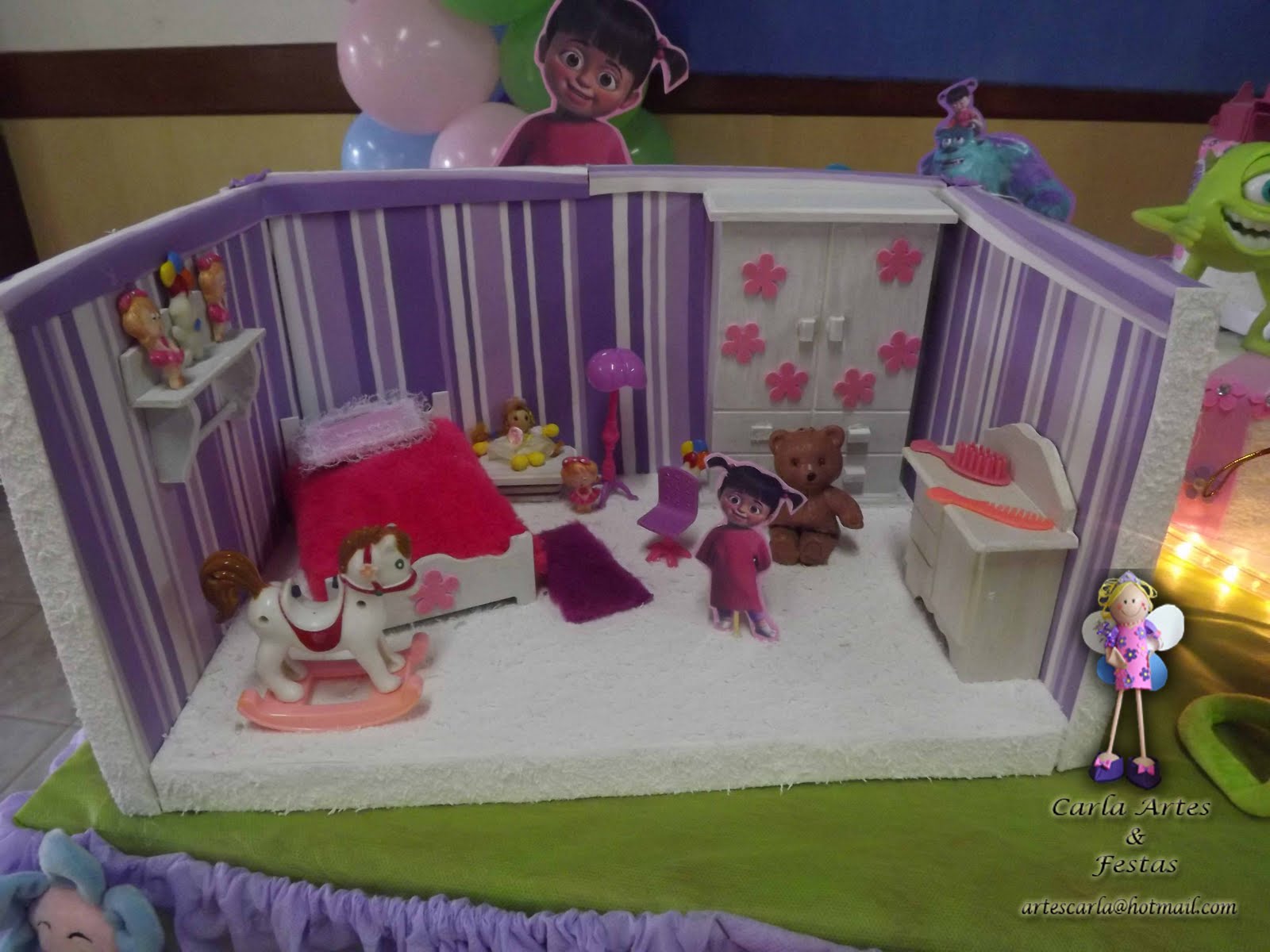 Carla Artes e Festas: Festa 1 Ano Melissa! Decoração Monstros S/A