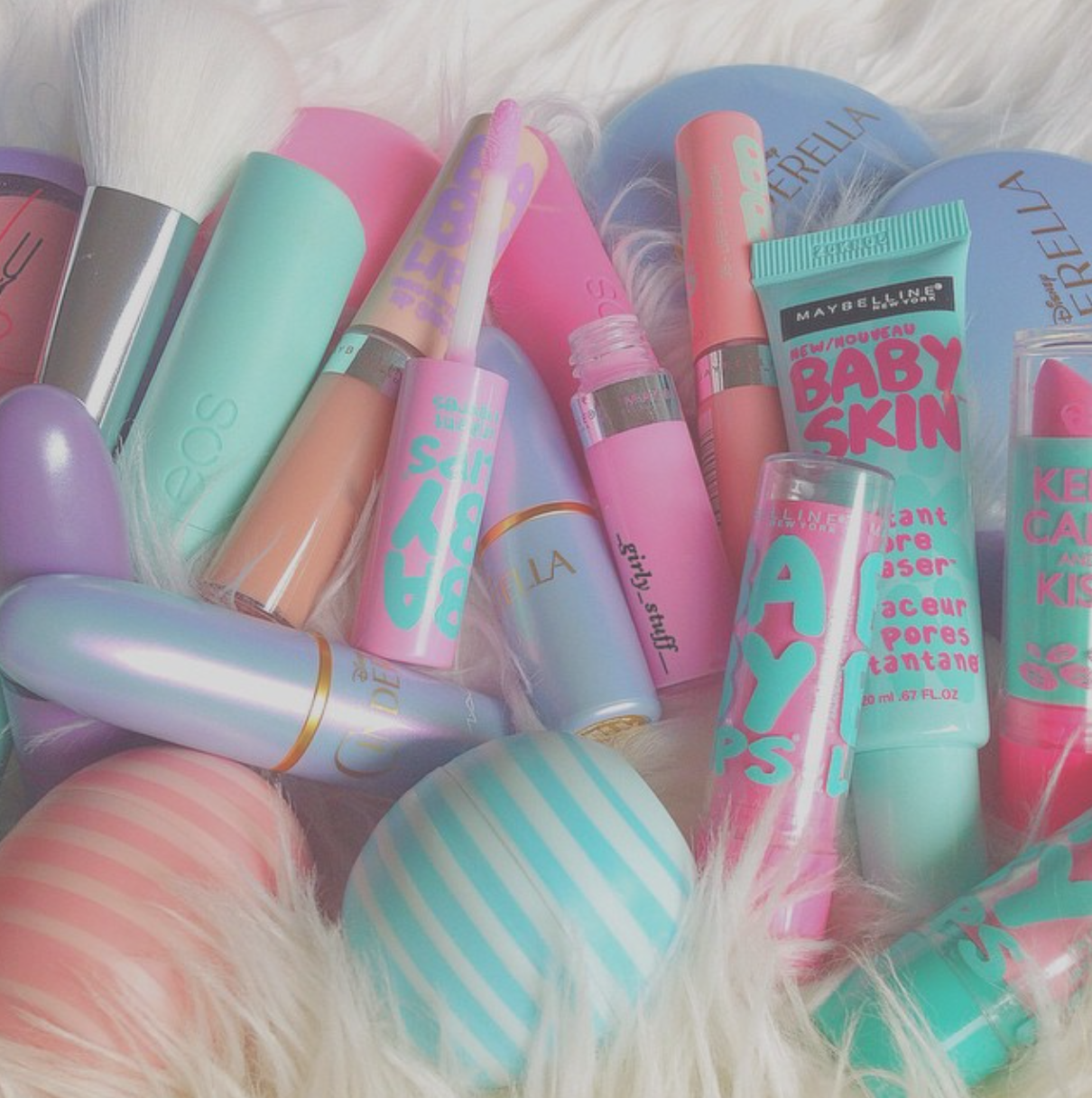 Maybelline Baby Lips Moisturizing Lip Gloss | Lip Drama