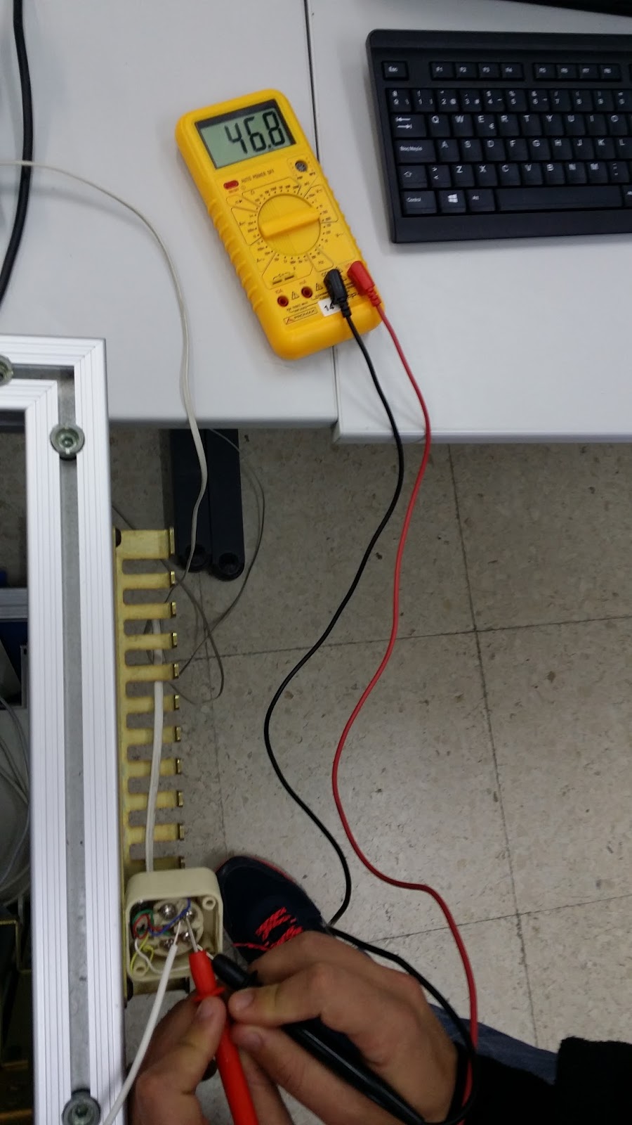 Señales eléctricas en la línea telefónica. - Telecomunicaciones