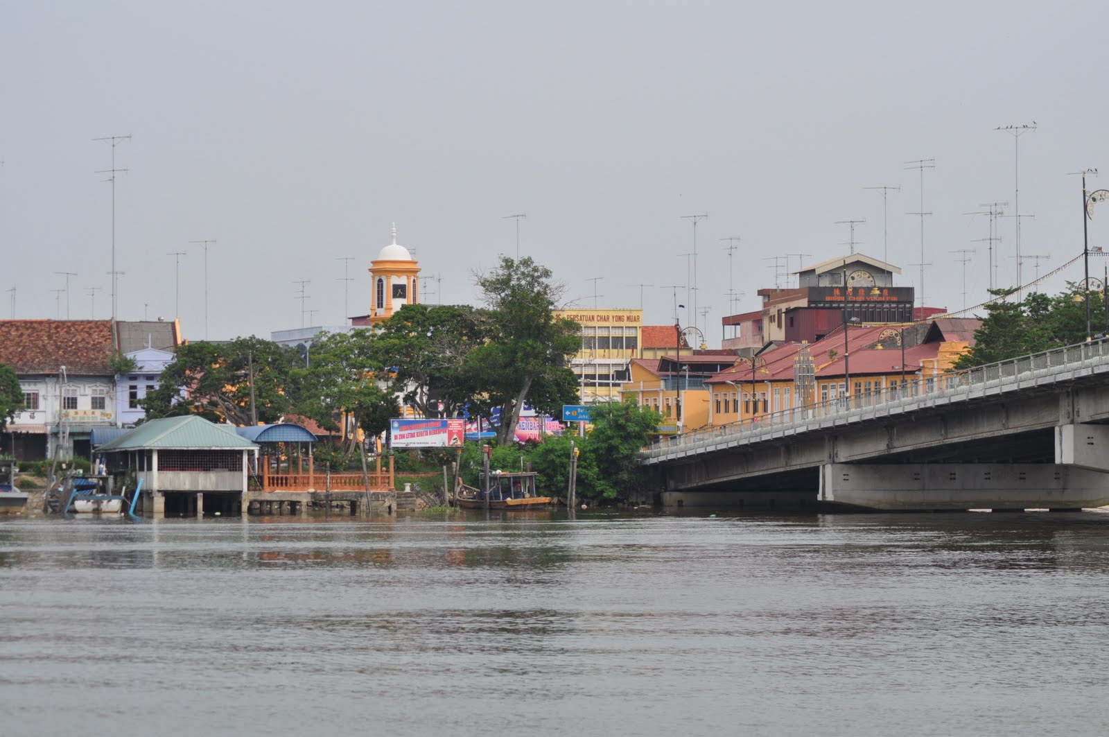 Muar River Cruise Tanjung Emas Muar, Johor | Aku Dan Sesuatu...