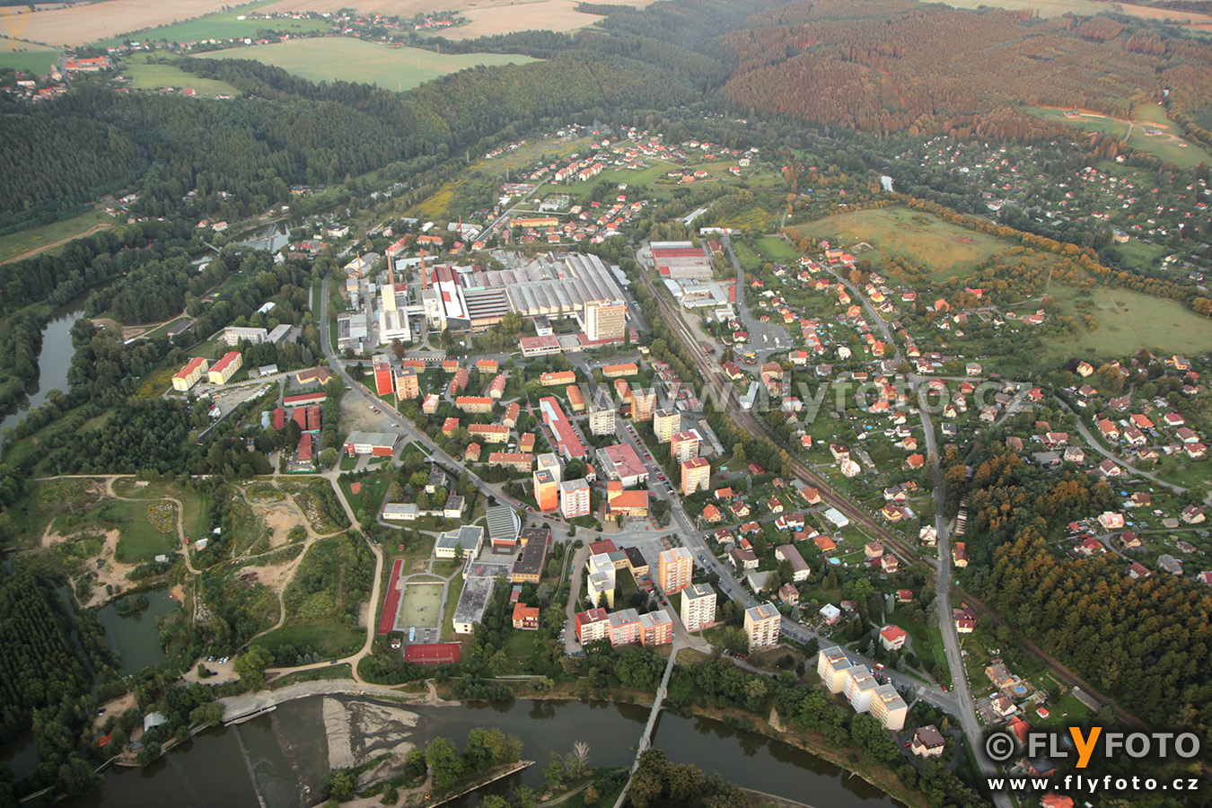 FLyFOTO letecká fotografie a video: Sázava