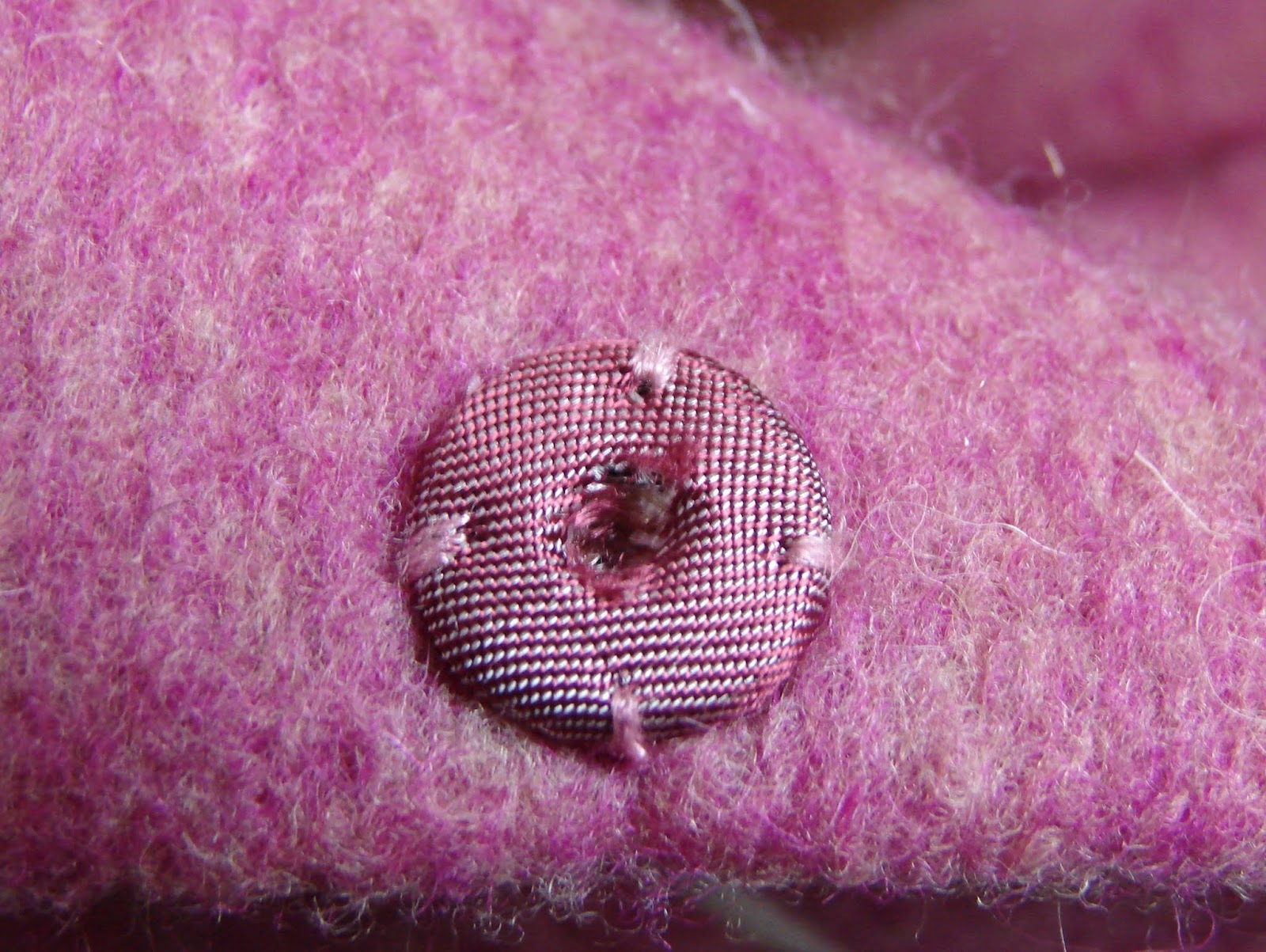 Fashionably Logan: What's a covered snap? -Tailoring #5