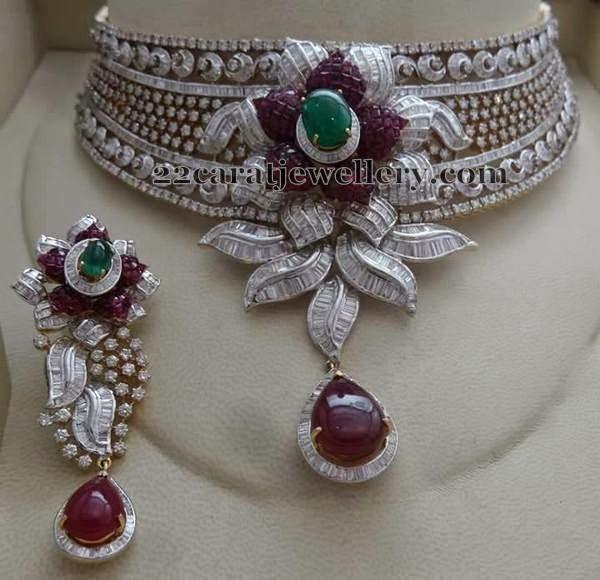 Diamond Set with Rose Flower Motifs - Jewellery Designs