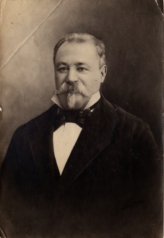 Documentos para la historia de la Masonería en Azul, provincia de ...