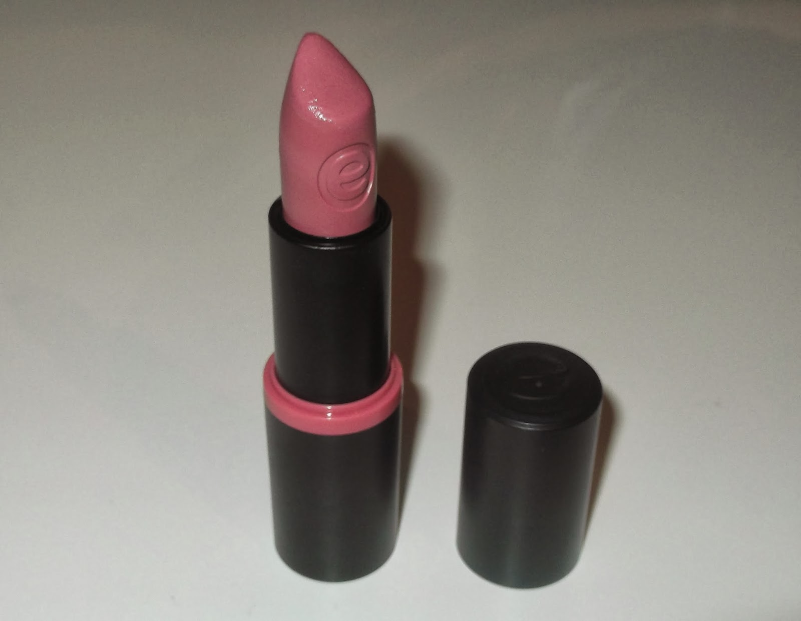 Juliana Cunha: Batom da Semana | ESSENCE 07 Natural Beauty