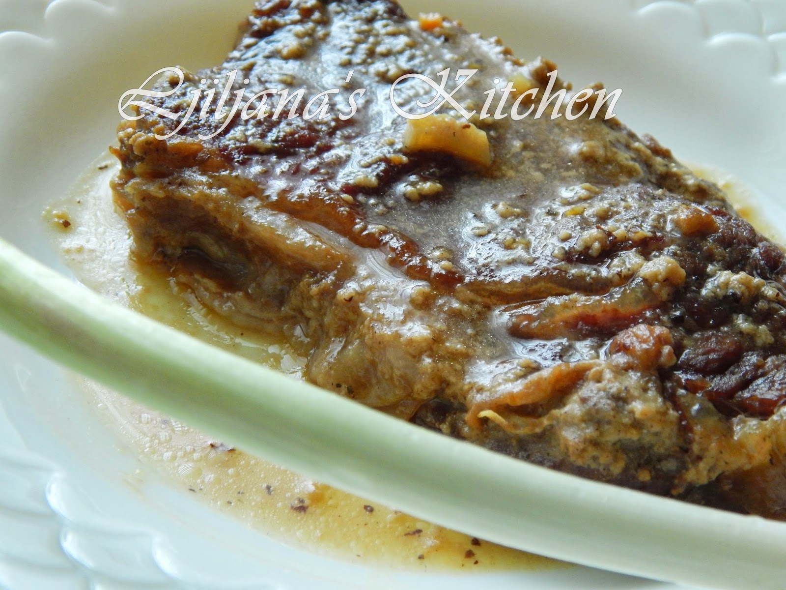 JUNEĆE ŠNICLE IZ RERNE