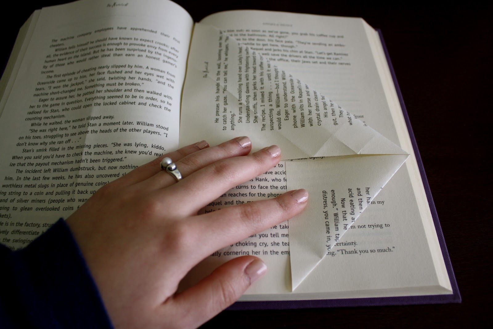 A Whimsy Willow: Book Art Tutorial
