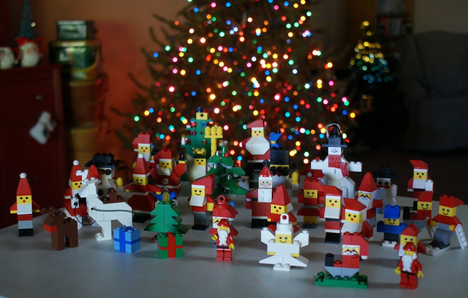 Reminisce...: Christmas Lego collection