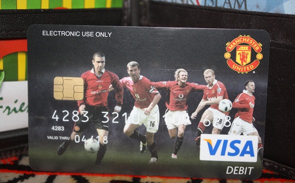 PELANGI: Maybank Debit Card Manchester United