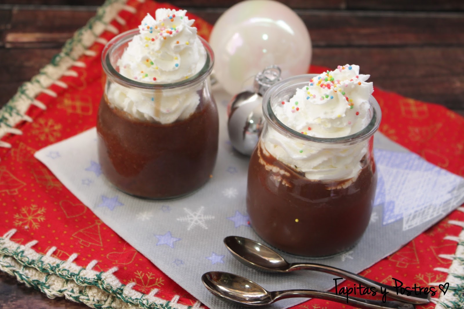 Tapitas y Postres: Crema de chocolate y nata