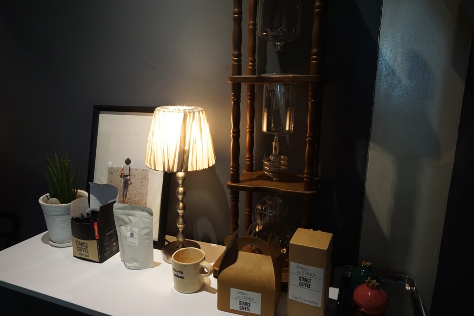 AREX: Enjoy a relaxing afternoon at Stance Coffee in Sangsu-dong