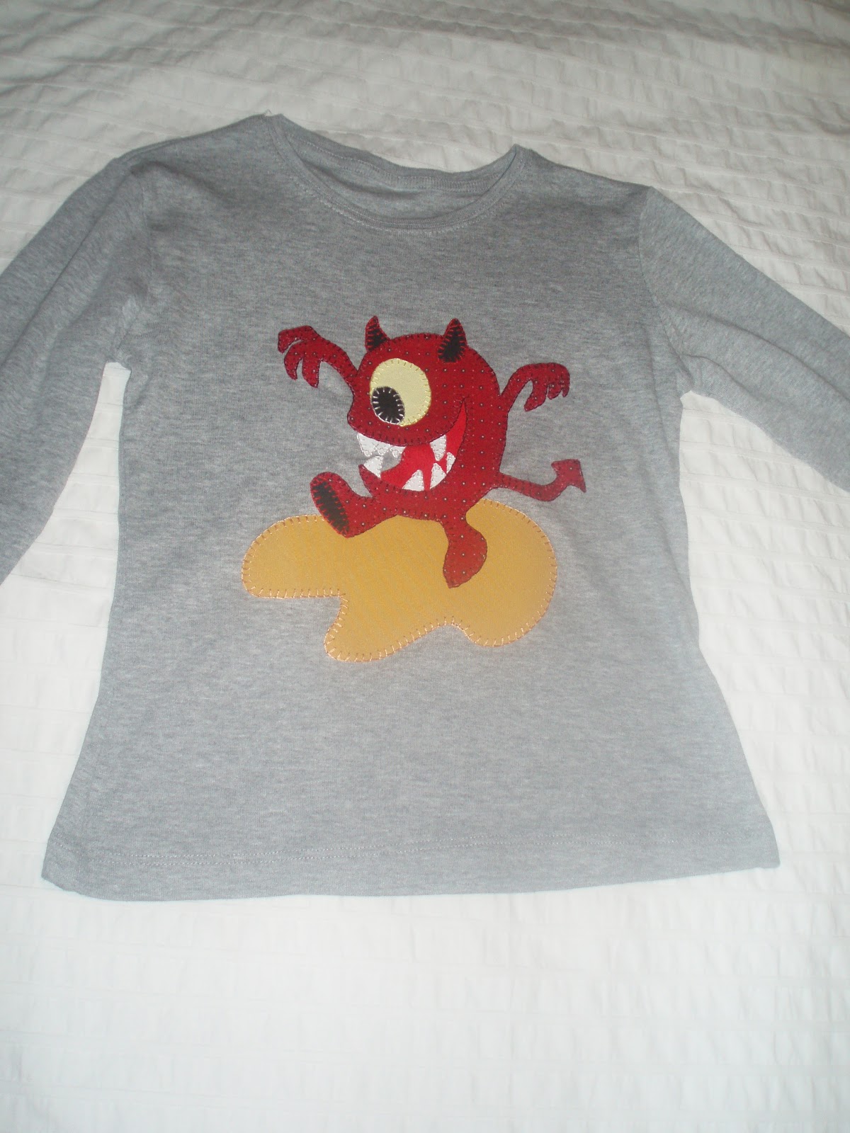 LAS COSAS DE ICA: CAMISETA: DIABLITO