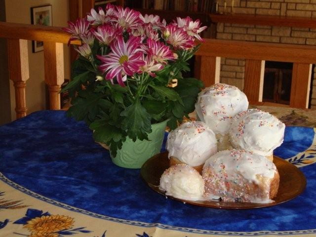 Mennonite Women Canada: EASTER BREAD/PASKA