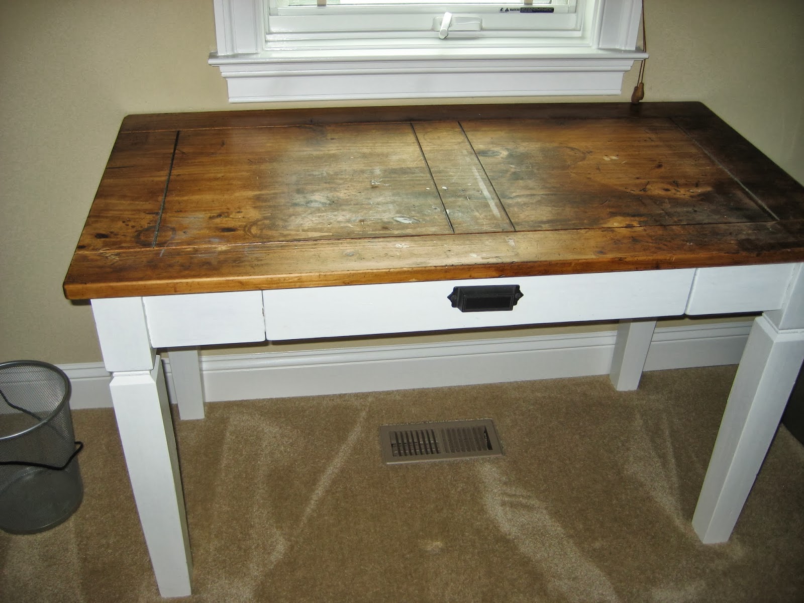 Salt Marsh Cottage: PB Project Table Knock Off