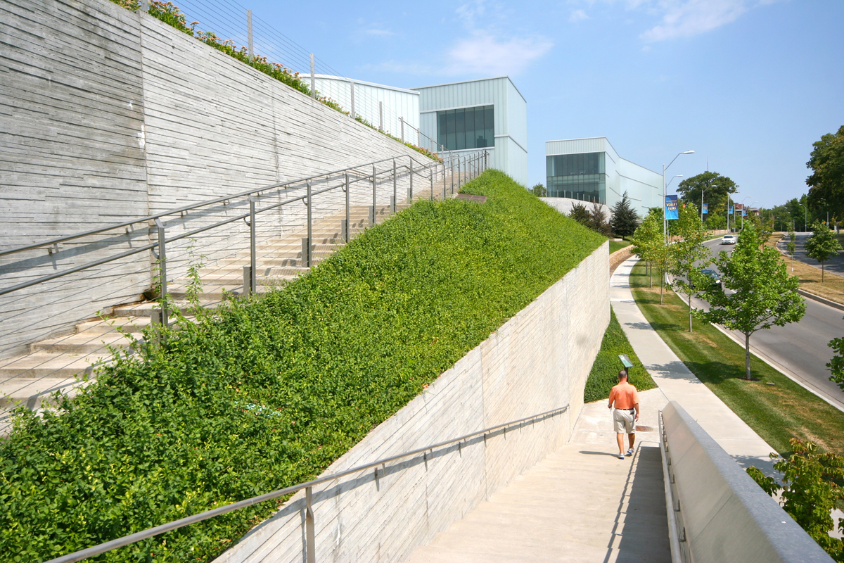boxed out: In Praise of Light and Shadow: The Bloch Building at the ...