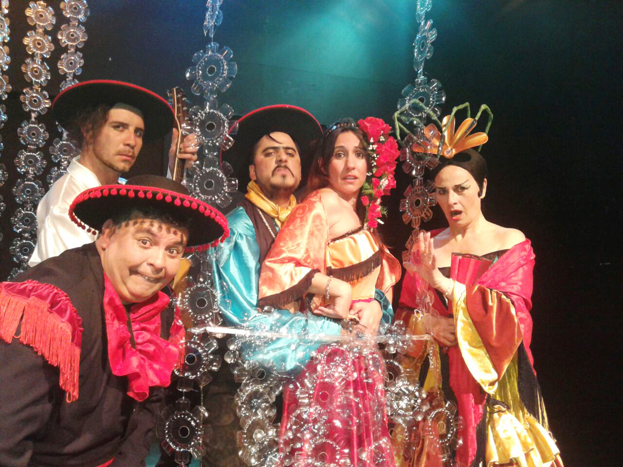 Coscollet: Les arrels fascinants de la paraula: farsa.