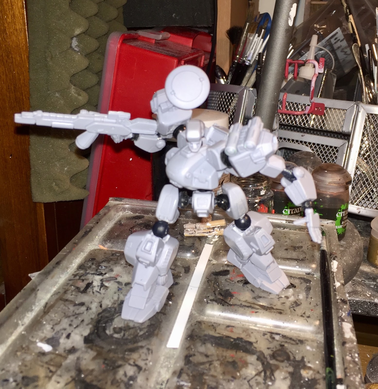 Musings of a Metal Mind: WIP: Another mecha resin garage kit.....