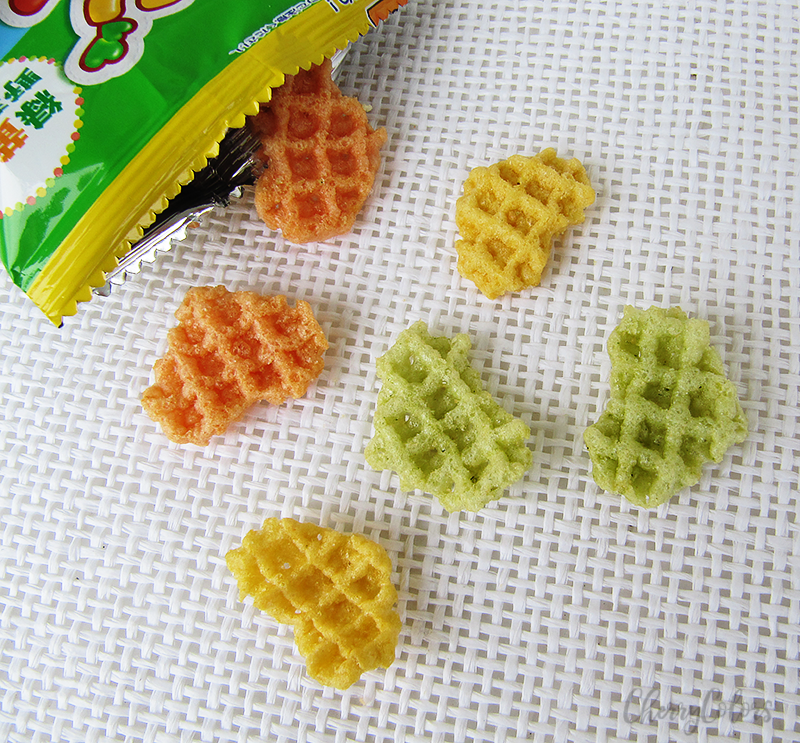 Japan Candy Box September 2016 - Cherry Colors - Cosmetics Heaven!