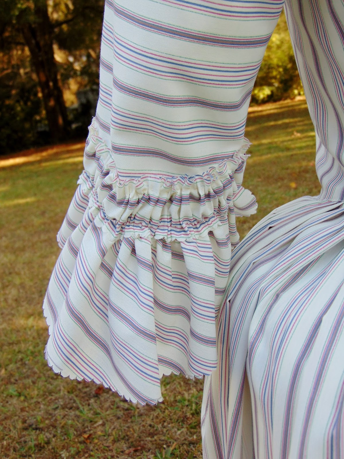 The Antique Sewist: 1770s "ribbon candy" Anglaise - Larkin & Smith ...