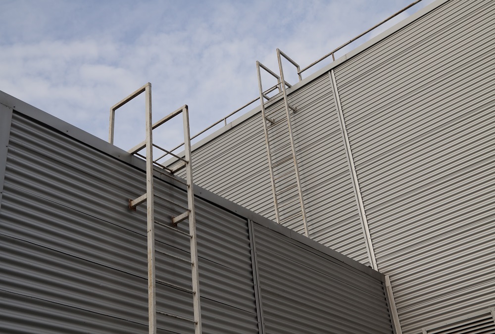 What are The Need And Advantages Of Using Roof Ladder Brackets? - My ...